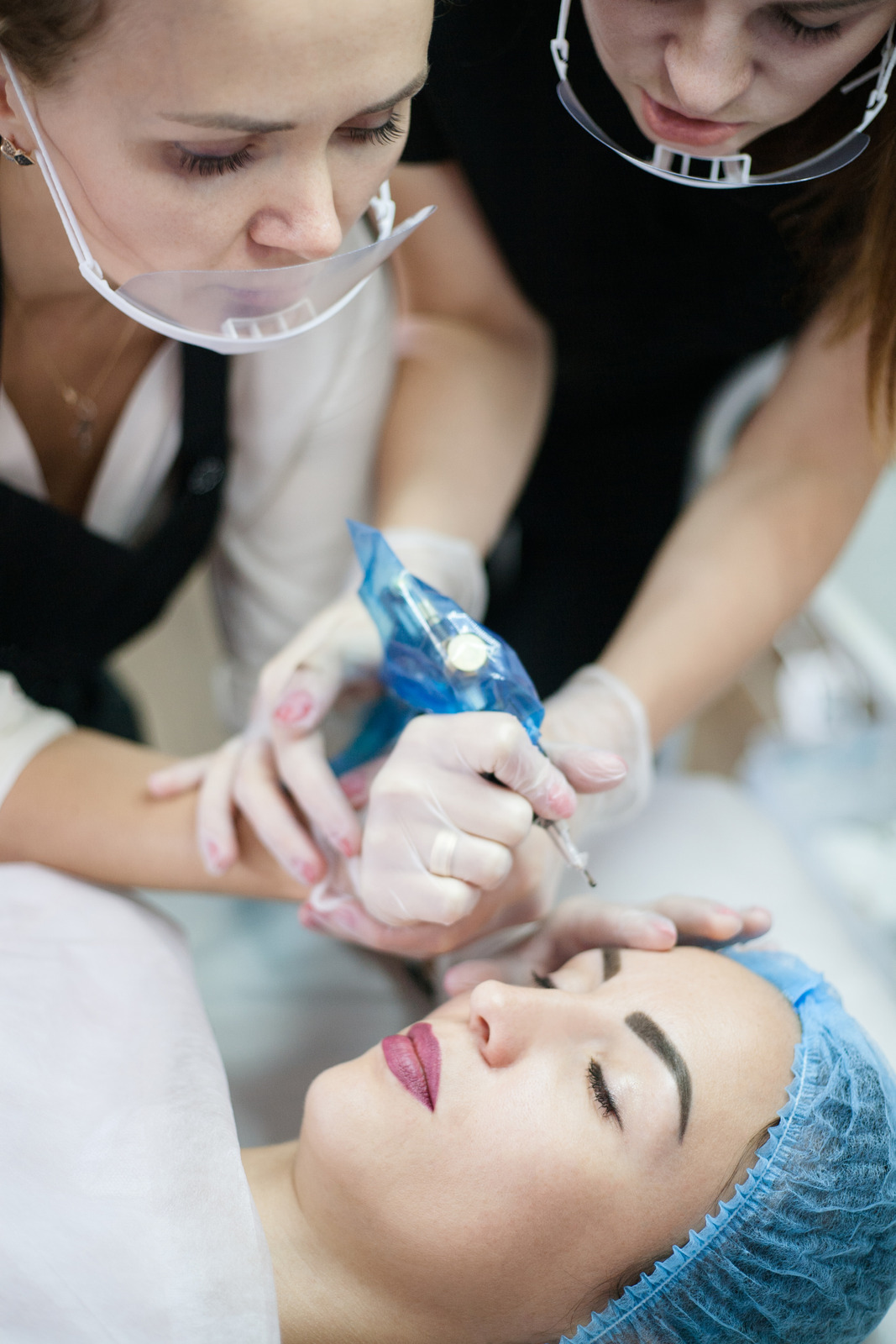 Reasons To Microblade Your Brows | Defined Cosmetic Tattooing